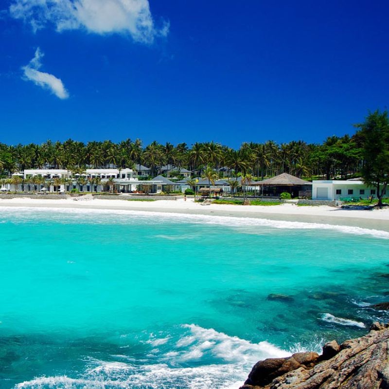 The Racha – The Travel Boutique